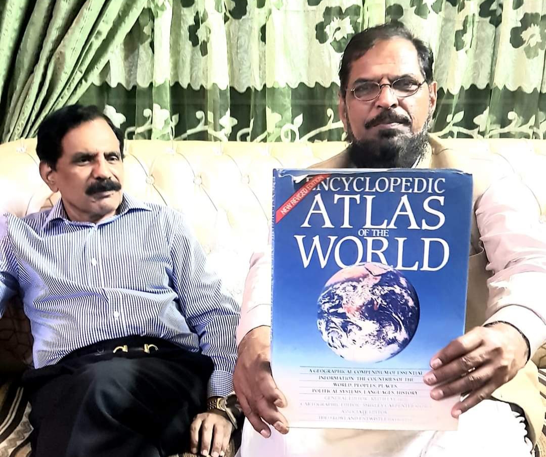 تجارتی بحریہ کے مایہ ناز کپتان اور جہاندیدہ دانشور کیپٹن محمّد اکرم کی ...